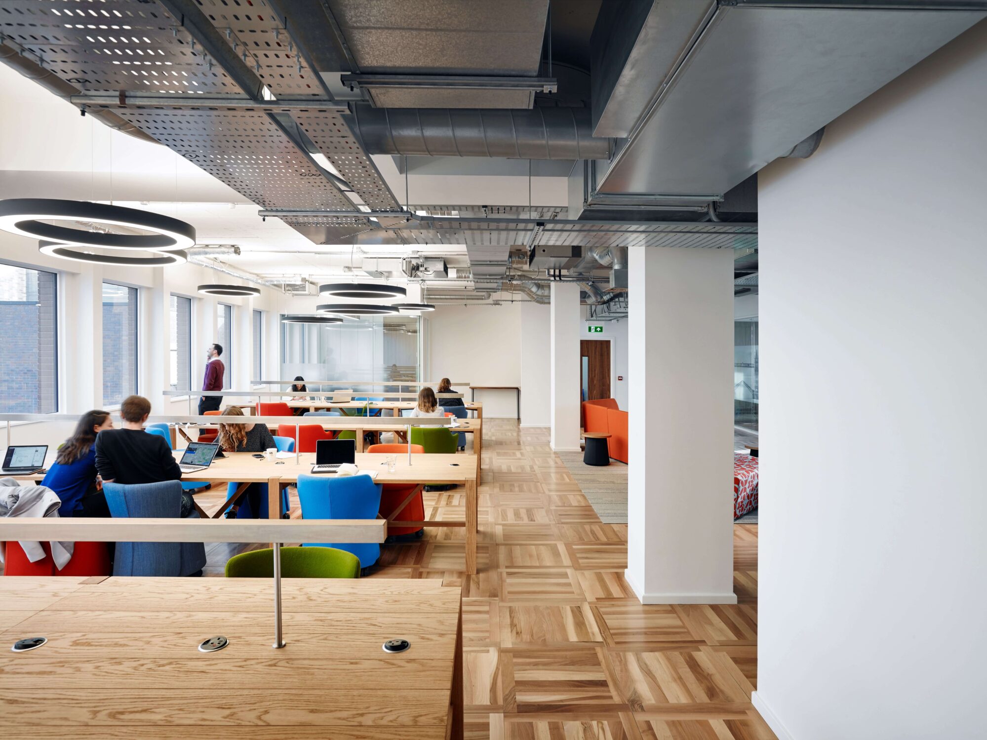 How Co-Working Can Improve Workplace Productivity - Us And Co